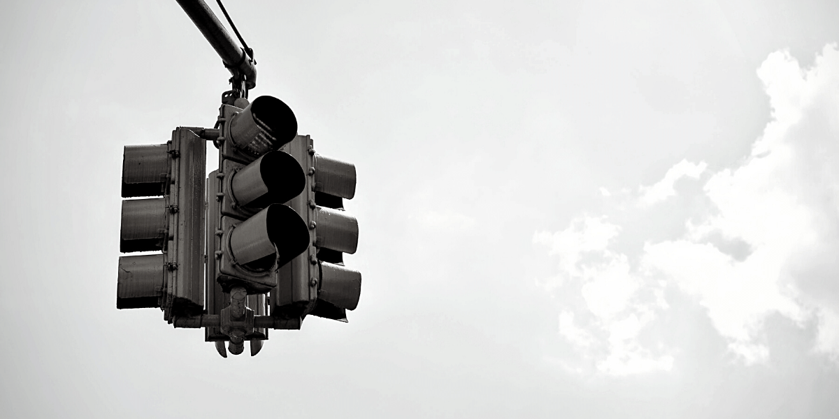What To Do If the Light Is Out At an Intersection | WGRT