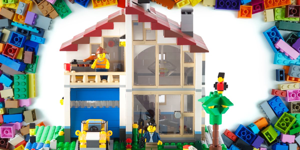Mortimer Lumber’s 2nd Annual LEGO Challenge | WGRT